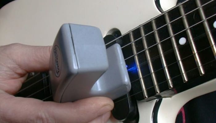 Ebow Plus Electronic Bow [ 2023 Review ] - MusicCritic