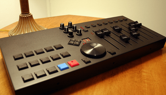 8 Best Budget MIDI Controllers (2023 Review) - MusicCritic