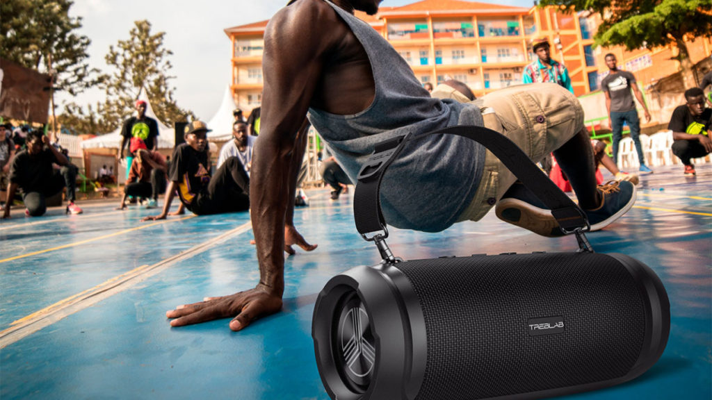 10 Best Powered Speakers in 2023 Review - Music Critic